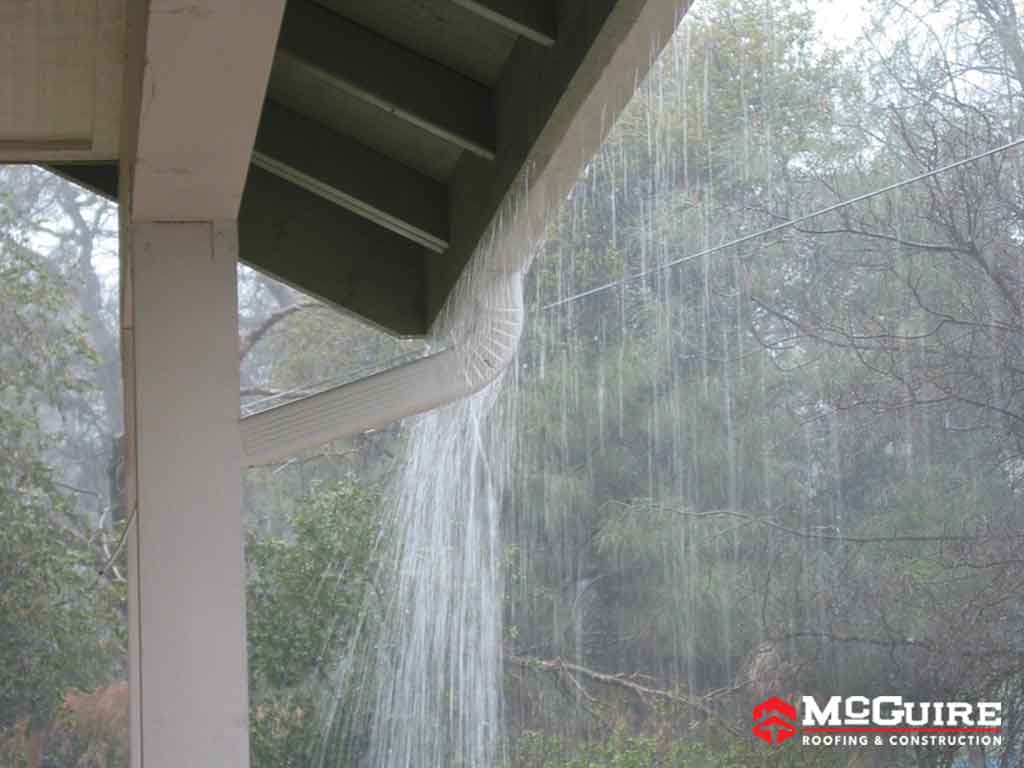 Overflowing Gutters: Causes and How to Fix Them